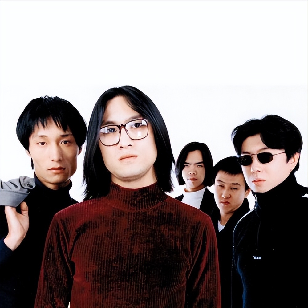 Why didn't Beyond change the lead singer? Ye Shirong: No one can ...