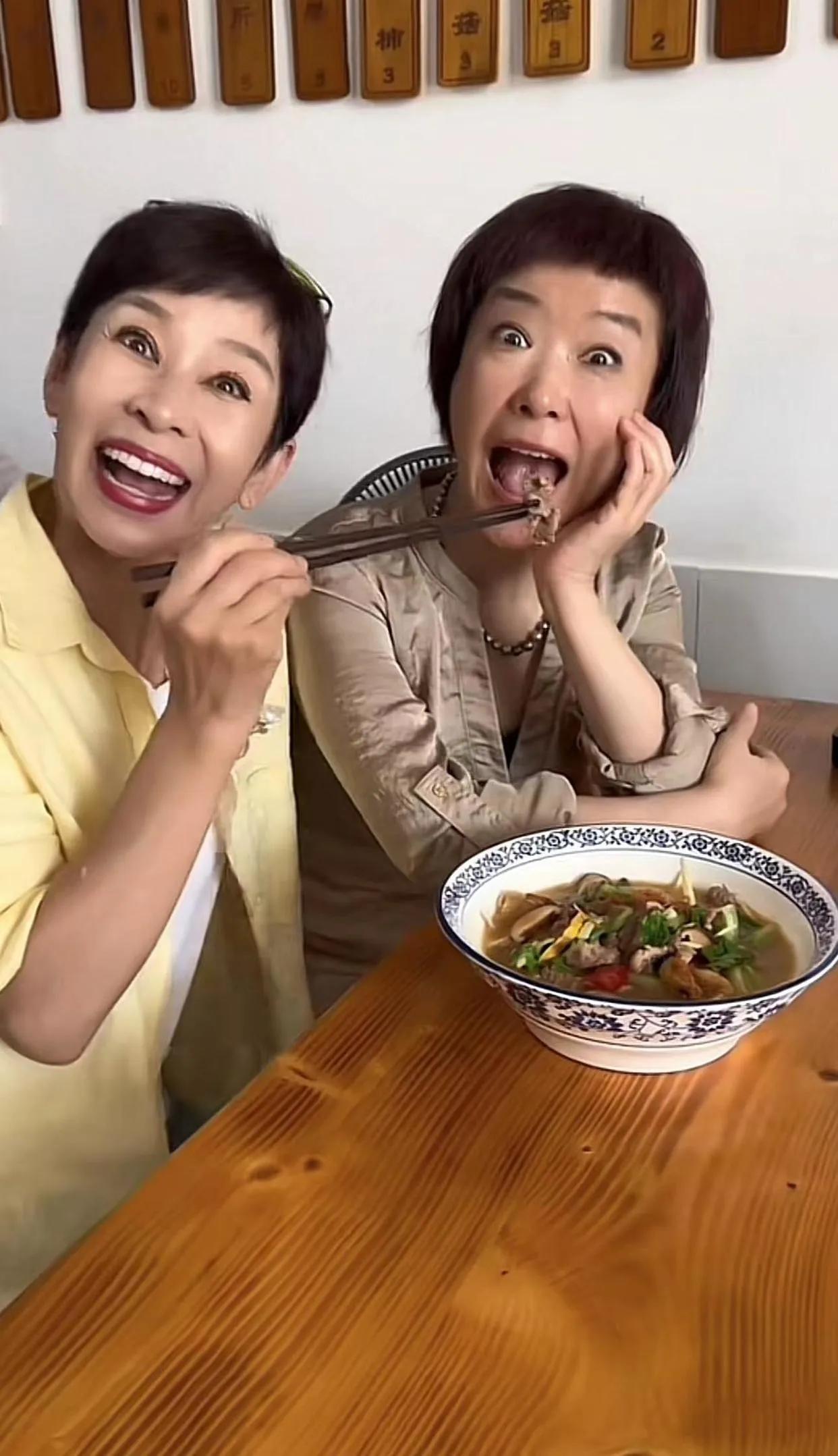 Zhengda Variety Show hosted the reunion party: Li Xiuyuan and Wang ...