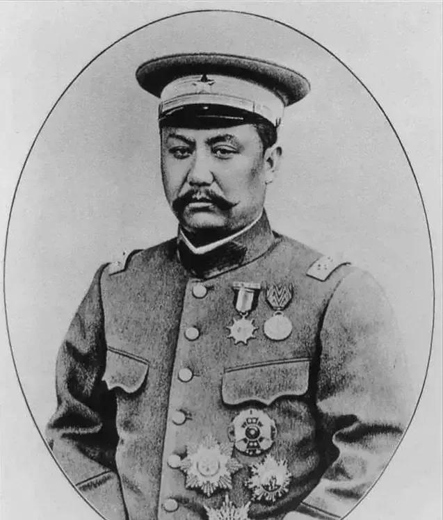 In 1914, the father-in-law asked the 31-year-old Yan Xishan to accept a ...