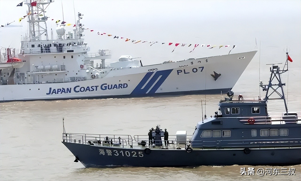 Win by numbers? The Japanese coast guard ship escorted the fishing boat ...