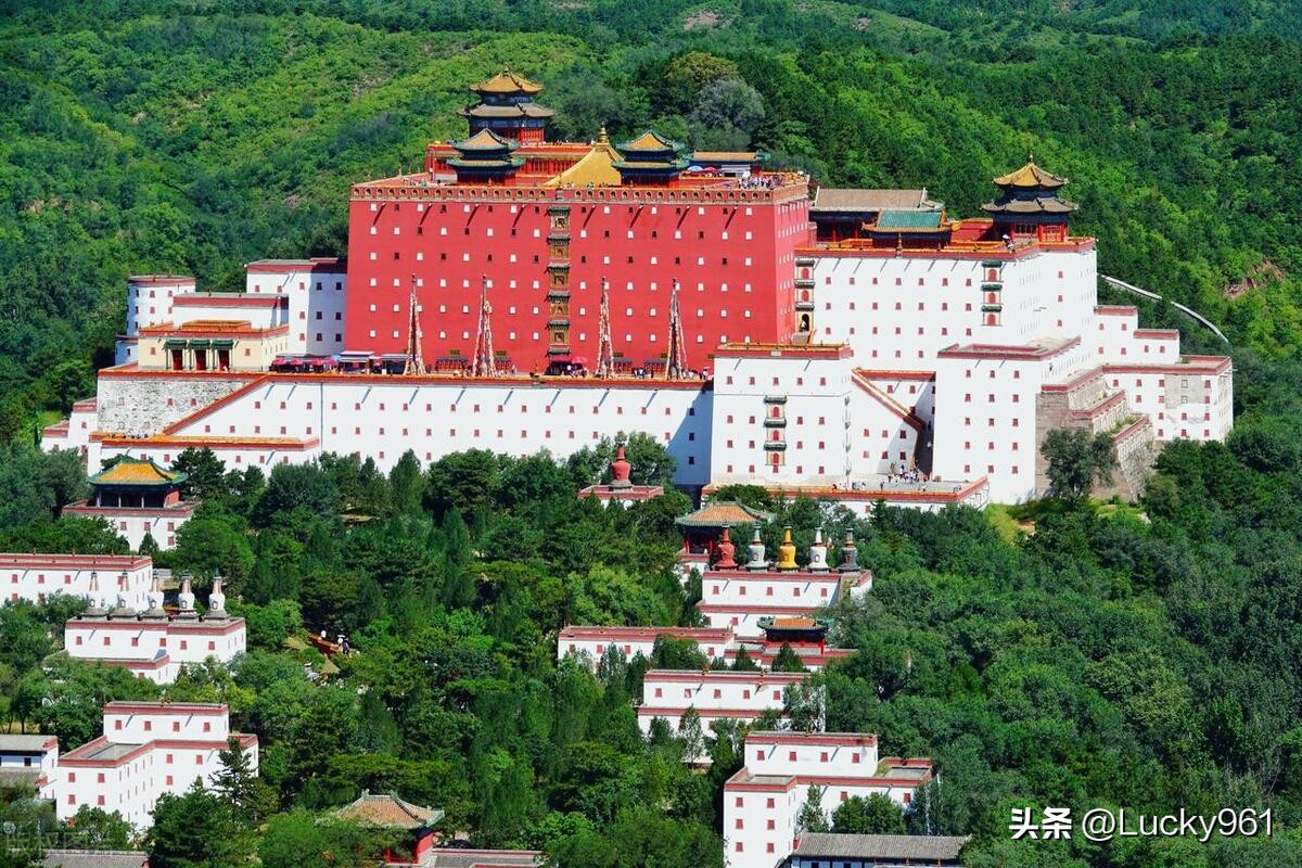 The Cool Capital, Chengde Travel Guide - iMedia