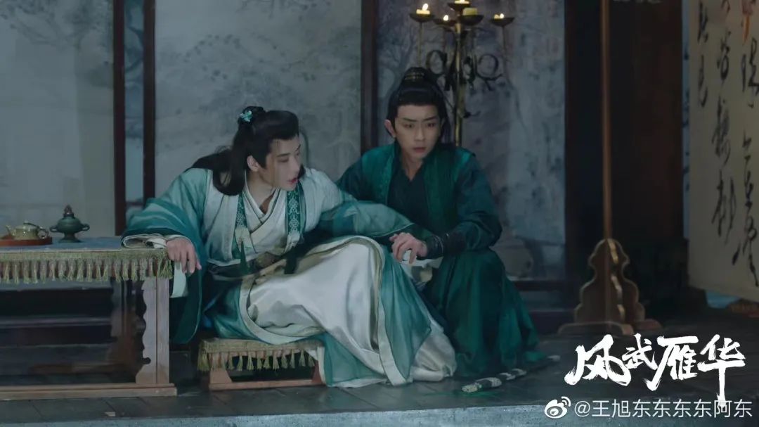 During the hot filming of "Fengwu Yanhua", Dai Gaozheng and Wang Xudong chatted about ...