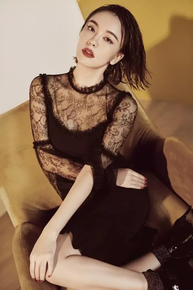 Jiarong Lv: pure and refined, charming and charming - iNEWS