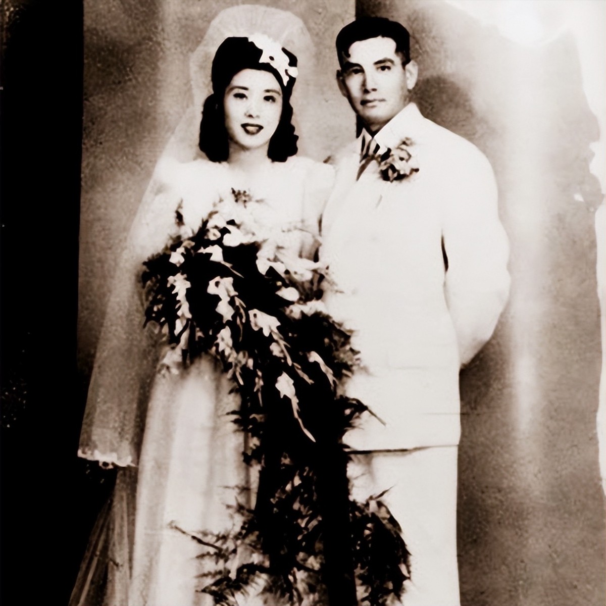 On the occasion of the Beijing Olympics, Zhang Lingfu's widow Wang ...