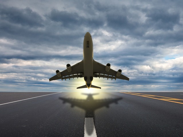 Shocked, Russia confiscated 17 aircraft leased by Bank of China - iNEWS