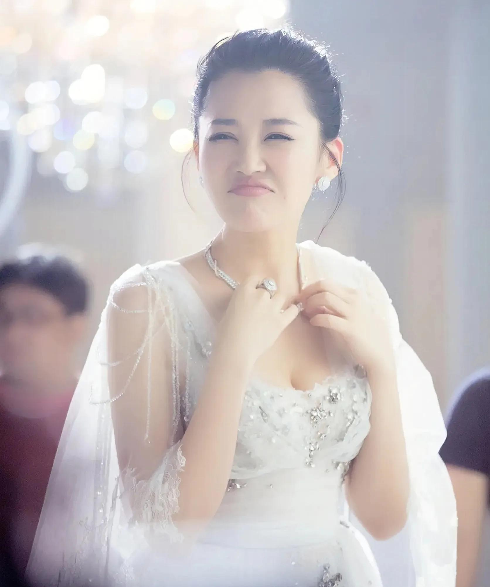 It turns out that Xu Qing was so charming when she was young, she was ...