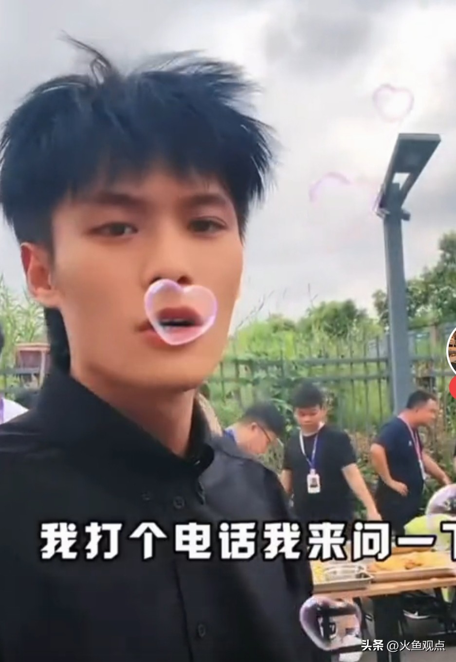 Xiao Yang invited Dao Lang to live broadcast together, and posted a ...