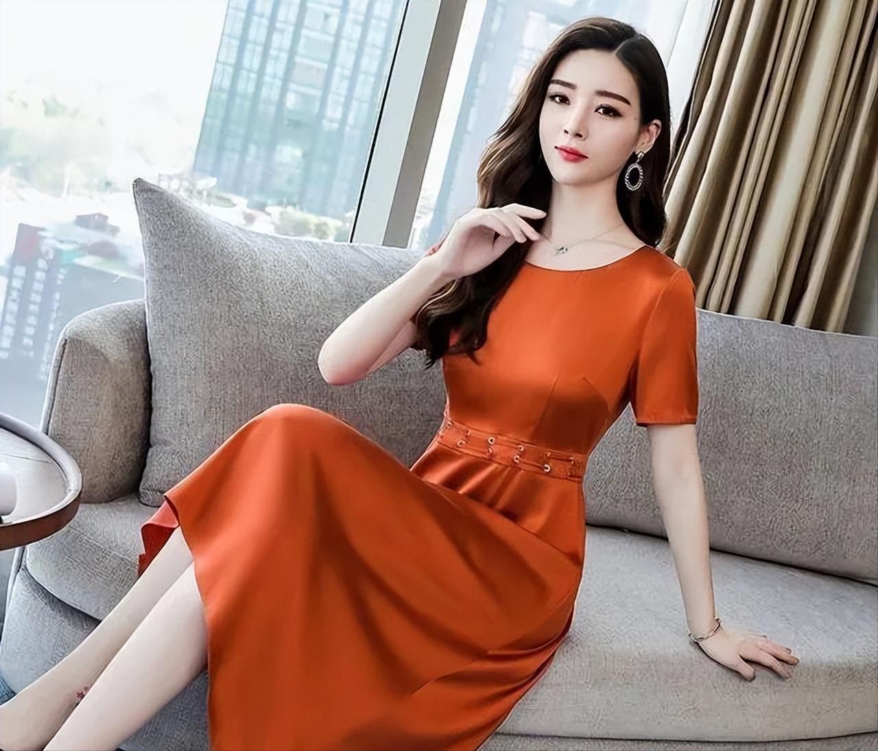 How to wear silk clothes with a sense of luxury? Uncover the little ...