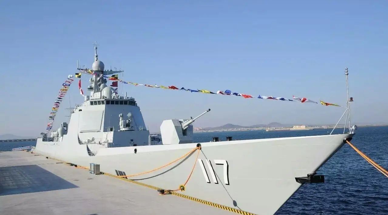 American expert: China has built 5 052DL large-scale ships in one dock, and China's shipbuilding ...