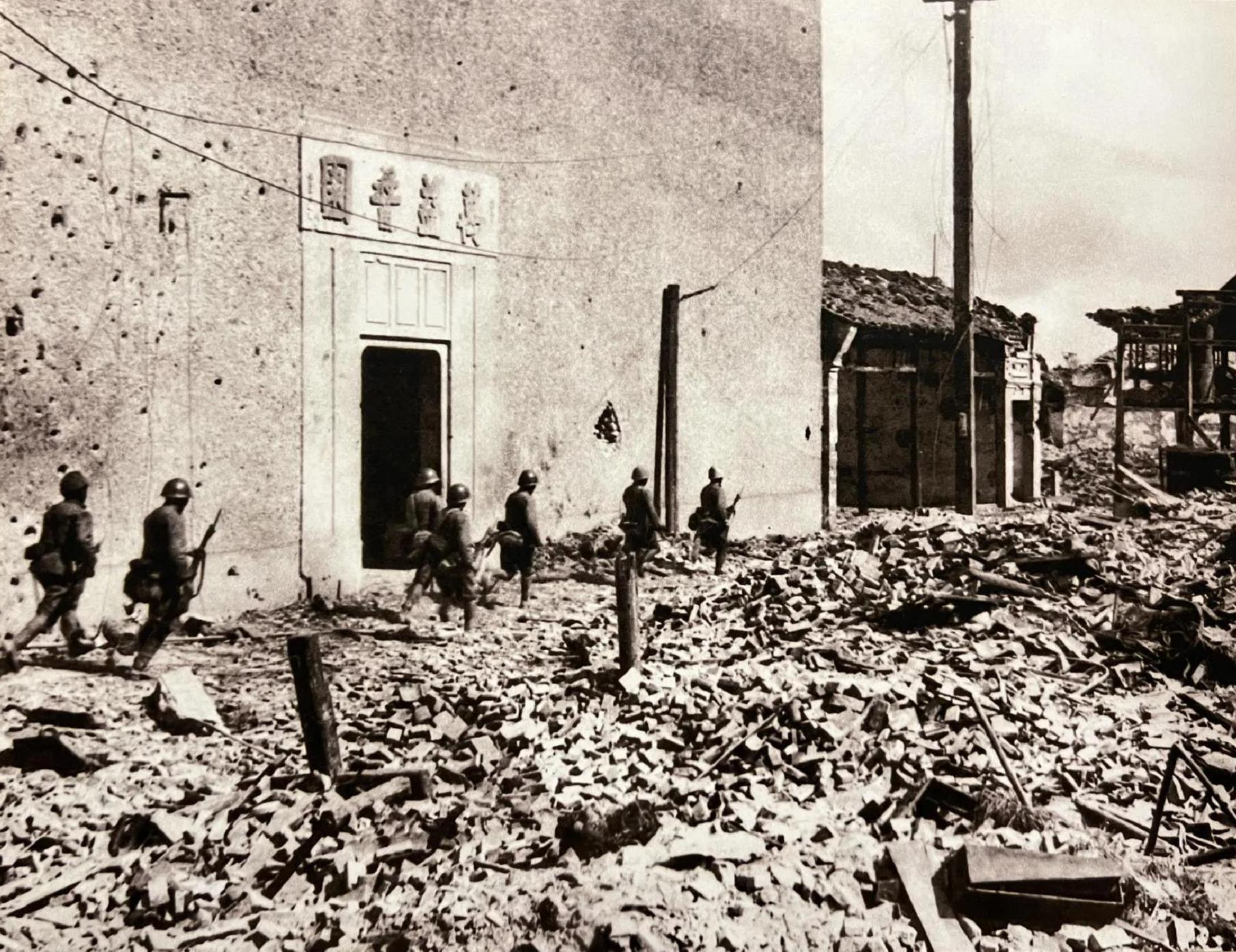 Tens of thousands of people fought for it in a few hours, and the ...