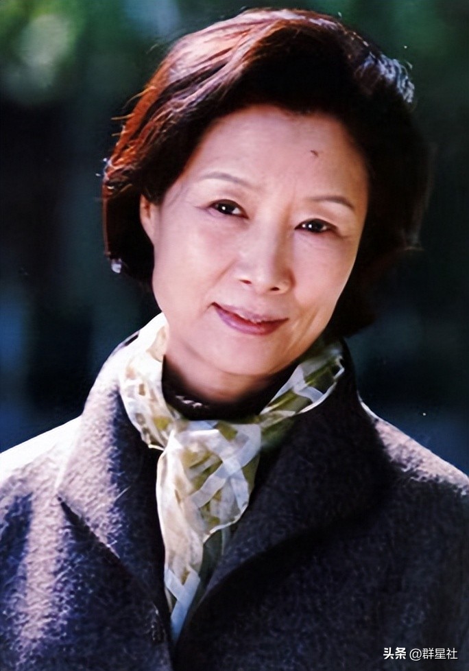 Lu Zhong, an old drama bone, is known as a professional empress dowager ...