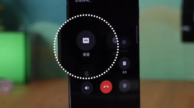 What is the difference between iPhone and Android? - iMedia