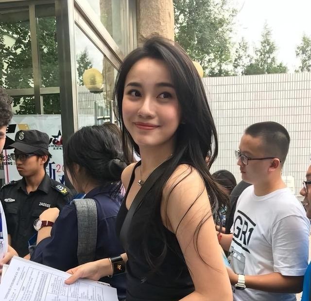 After seeing Zhang Yimou's new heroine and then watching Wong Kar-wai's ...