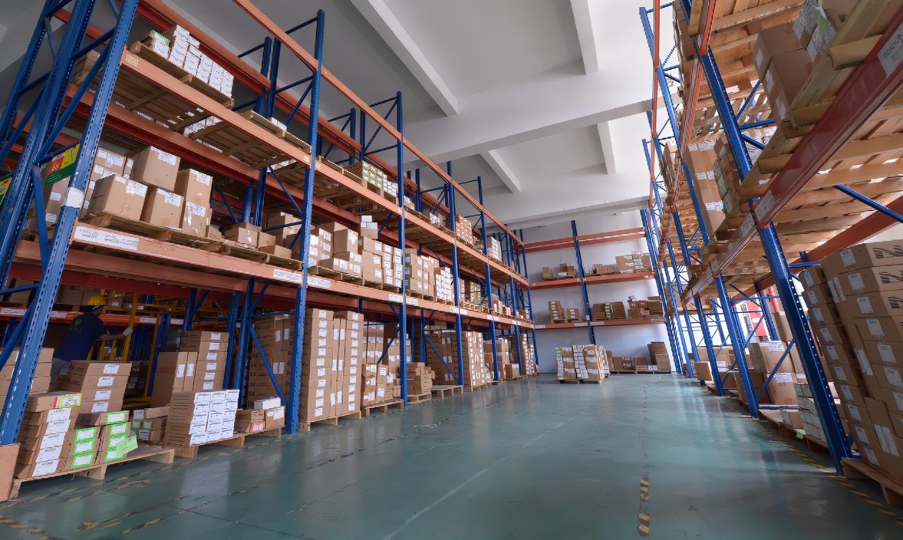 What is a cloud warehouse and what are the advantages of a cloud ...