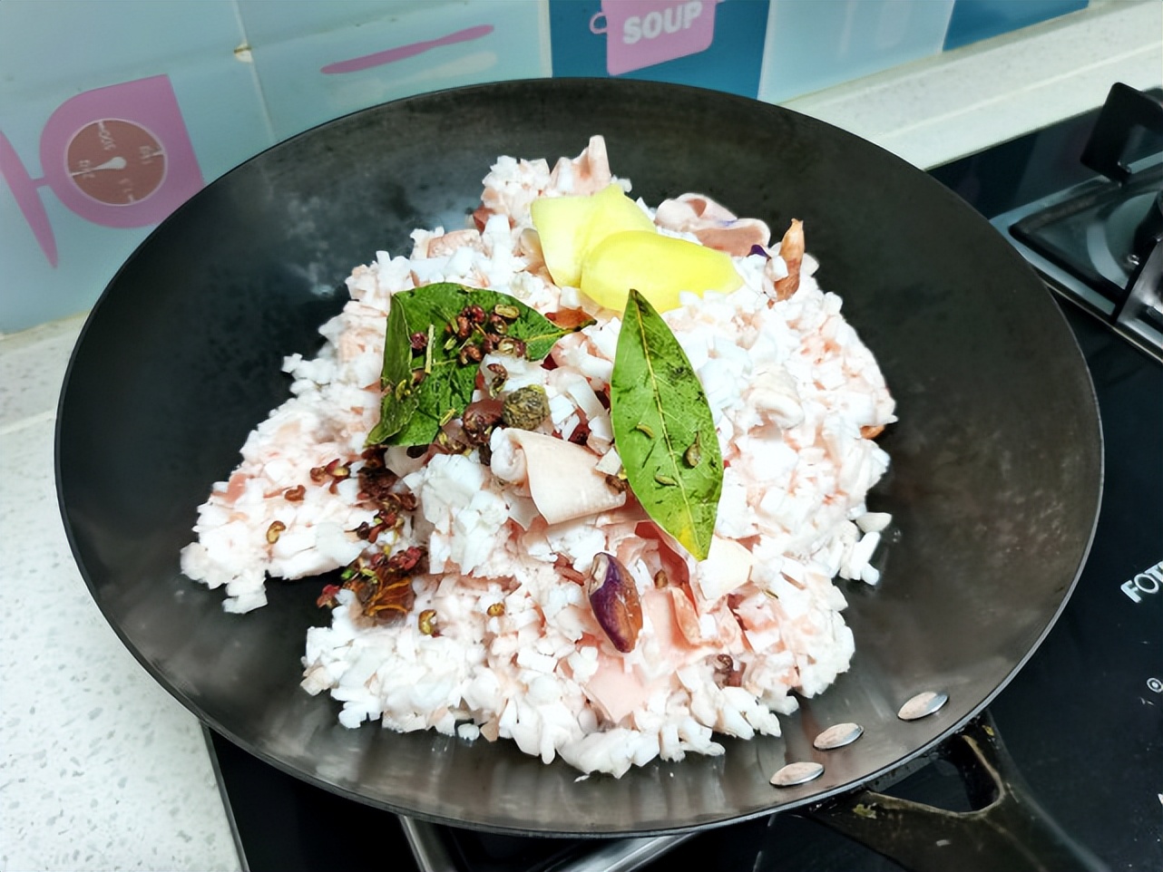 Family fried pork sangzi, this method is simple and delicious, it will ...