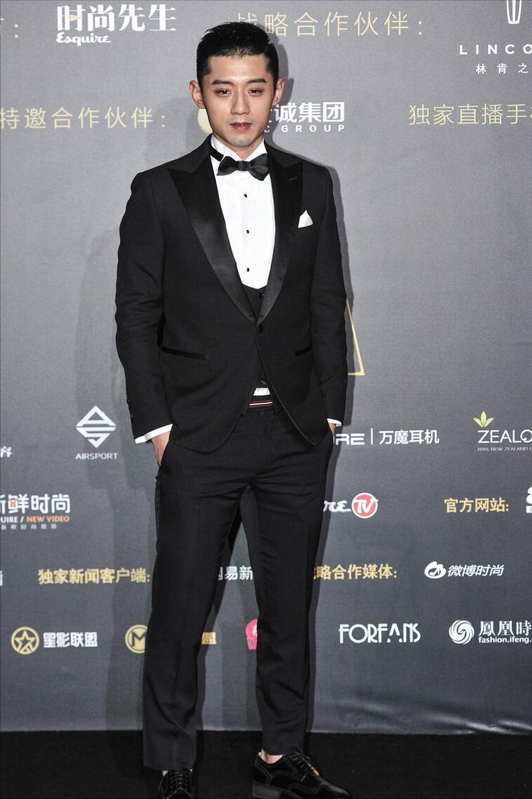 Zhang Jike's gambling history reveals: Why can he escape the law after he has committed repeated ...