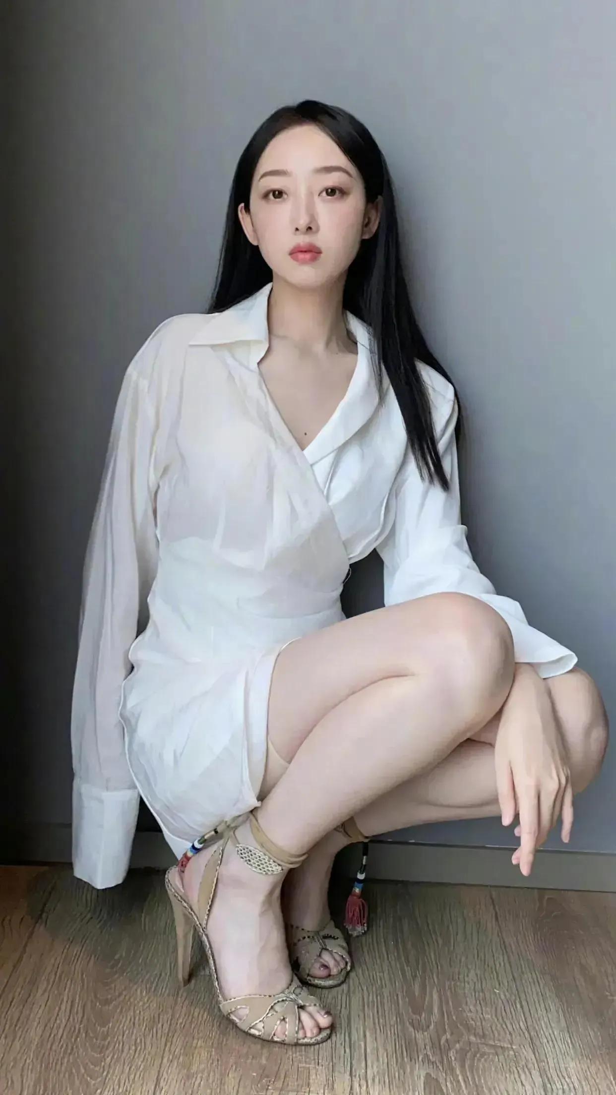 Jiang Mengjie, pure and lovely, gentle and charming - iMedia