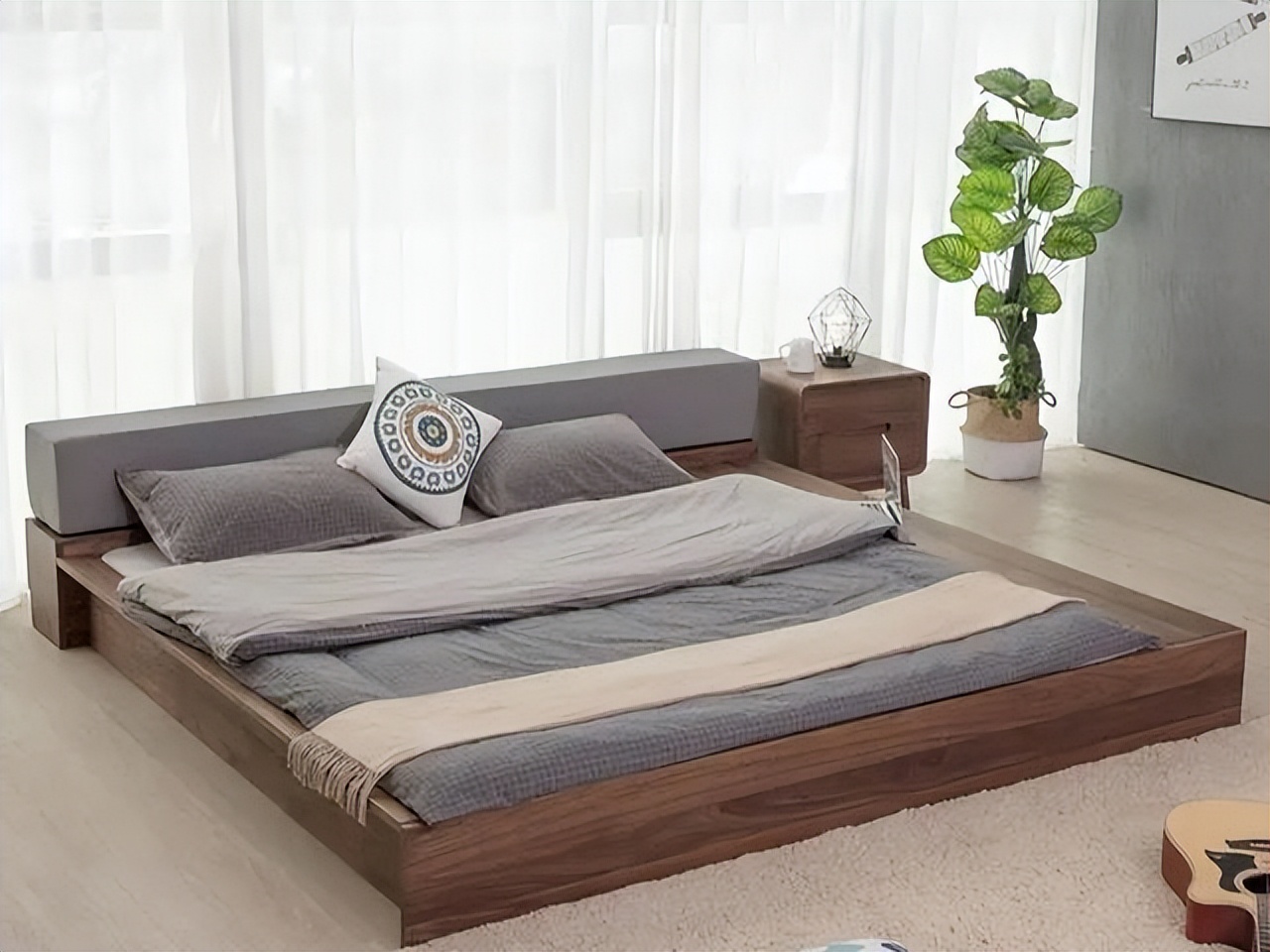 Why do more and more people dislike the 1.8-meter bed and choose the 1. ...