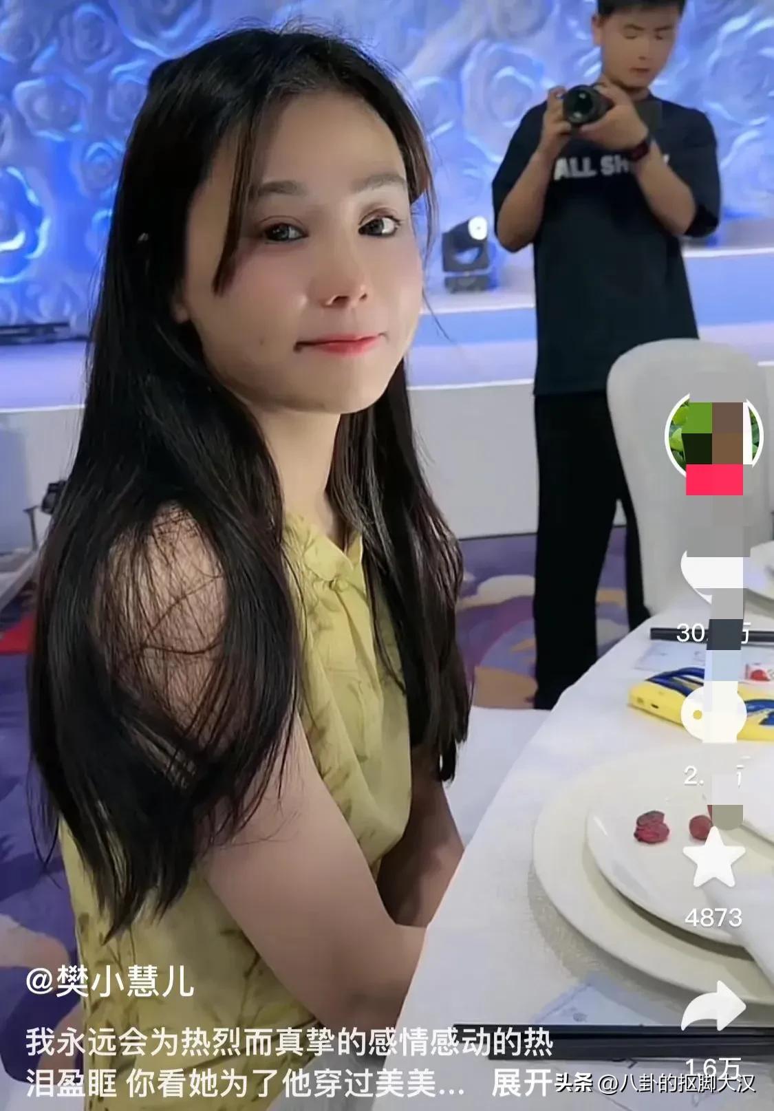 After the recovery period of plastic surgery, Fan Xiaohui rode a horse ...