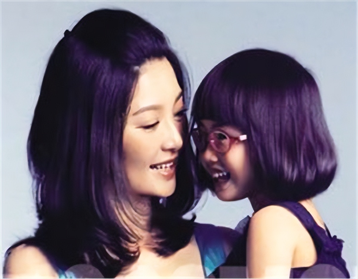 How wild is Feng Xiaogang and Xu Duo, the adopted daughter of Xu Fan ...