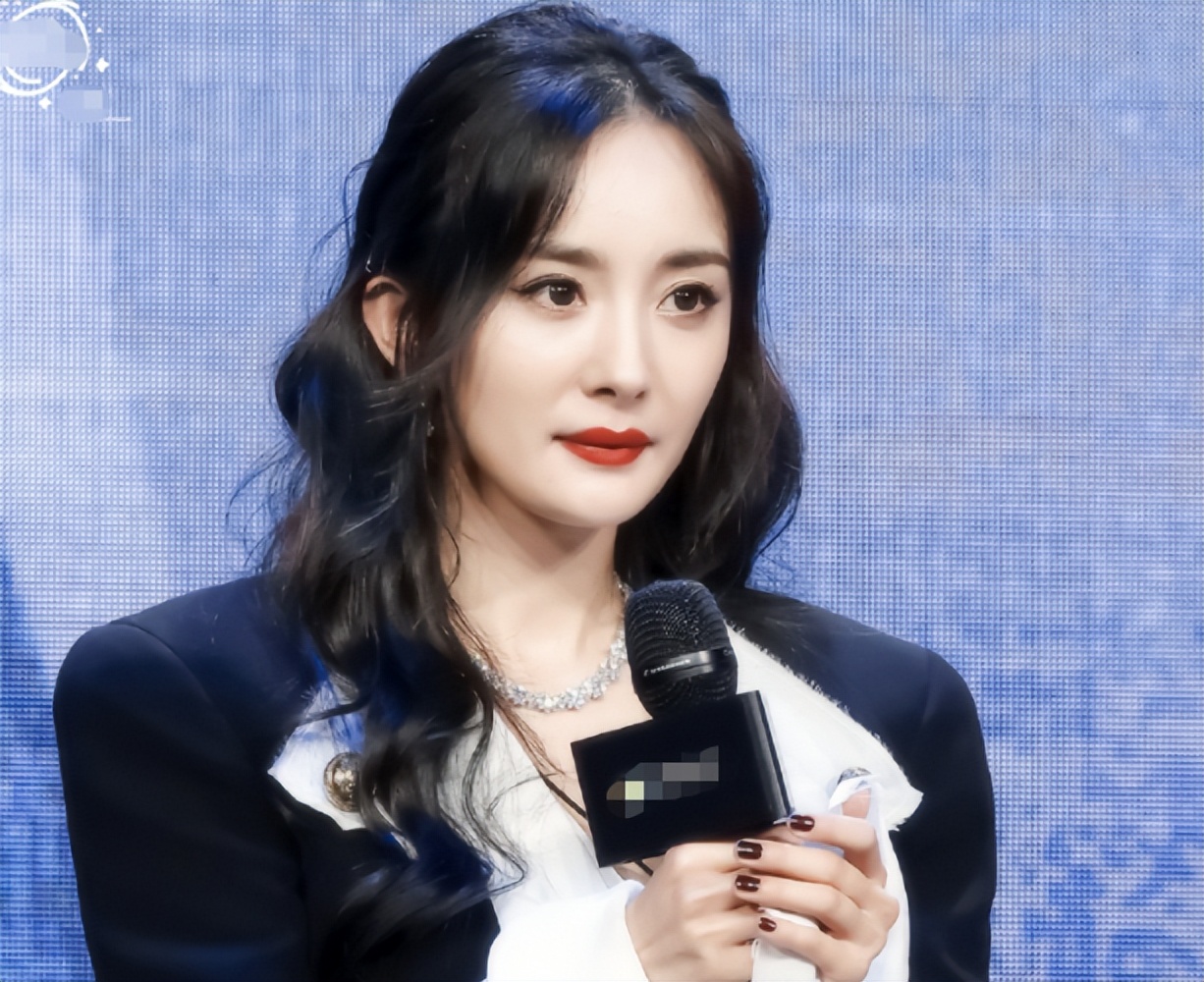 Li Nian forcibly kissed Guo Degang in public, Jin Chen recognized his ...