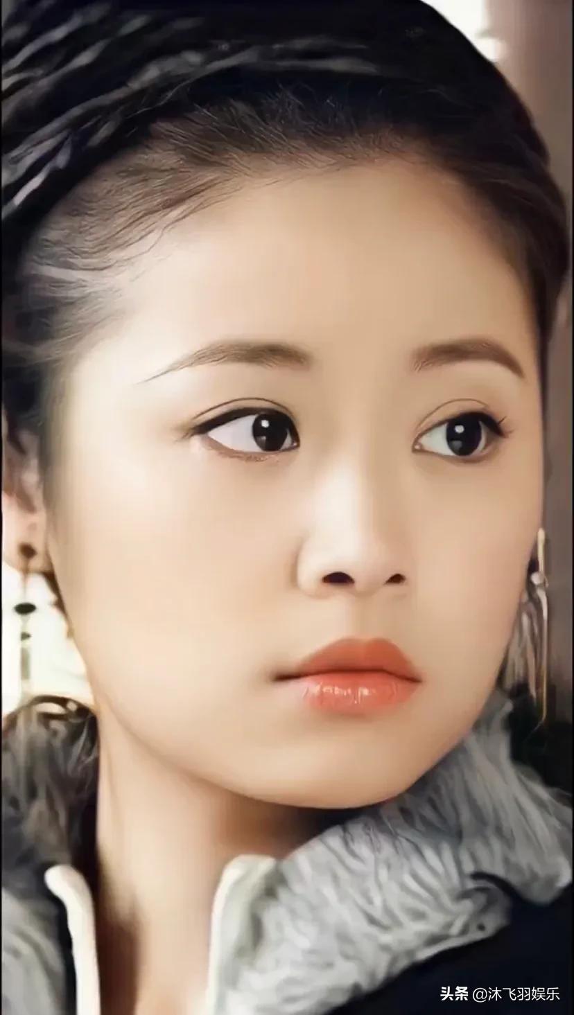 Ruby Lin: Beauty in ancient costume, atmospheric yet charming, gentle ...