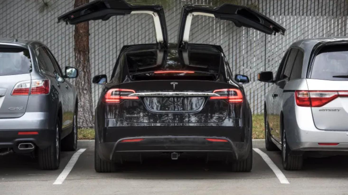 The "bizarre journey" of a scrapped Tesla: How did it get from the ...