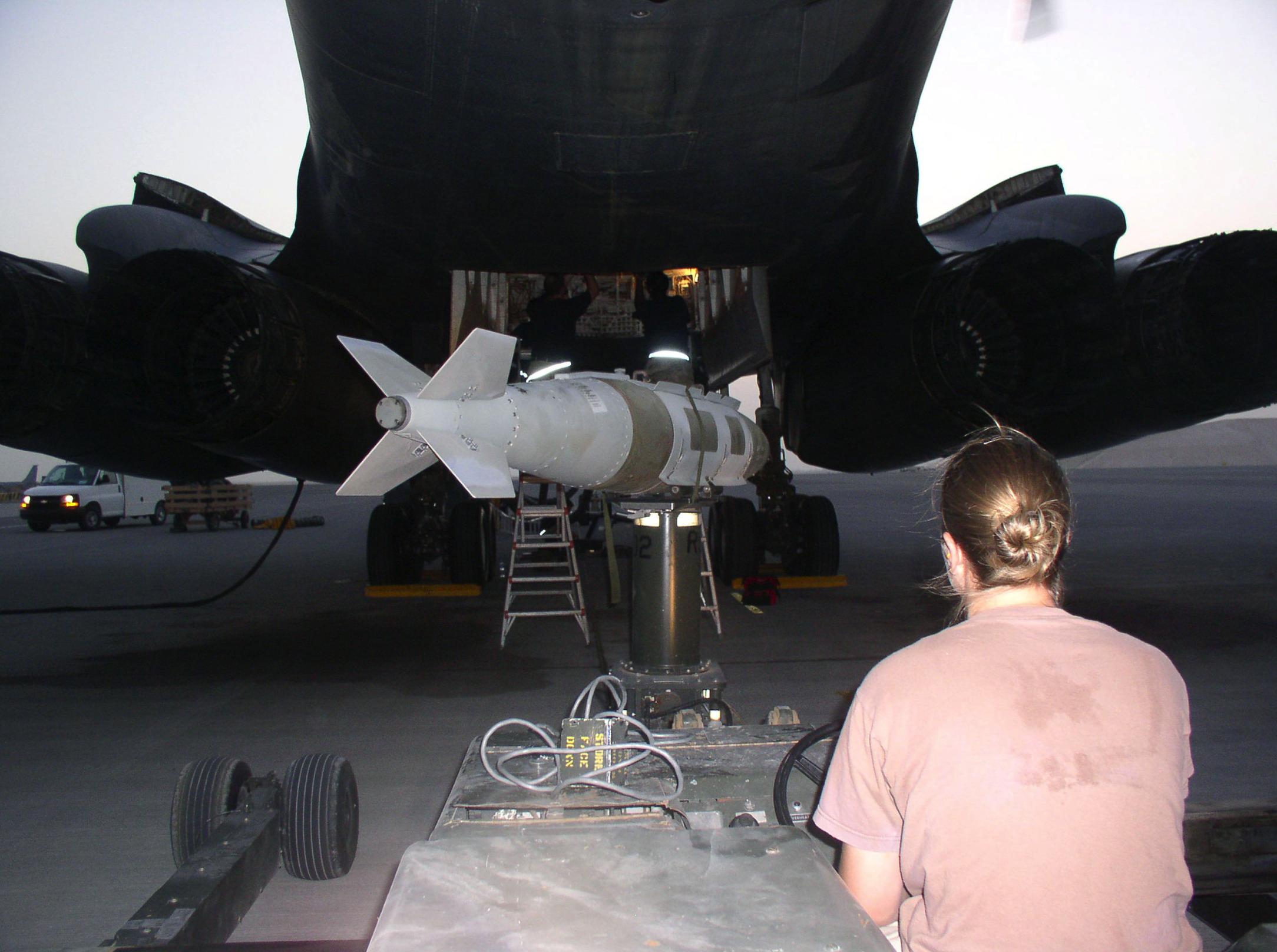 America's Air Eagle - B-1B "Lancer" bomber - iMedia
