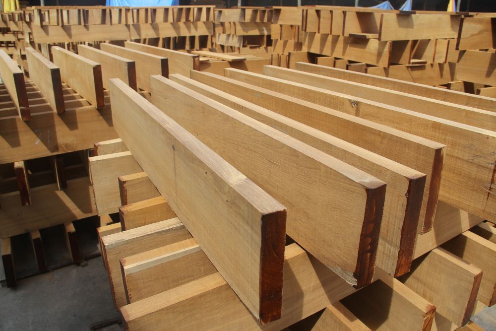 Why is the customization cycle of Myanmar teak whole wood so long? - iNEWS