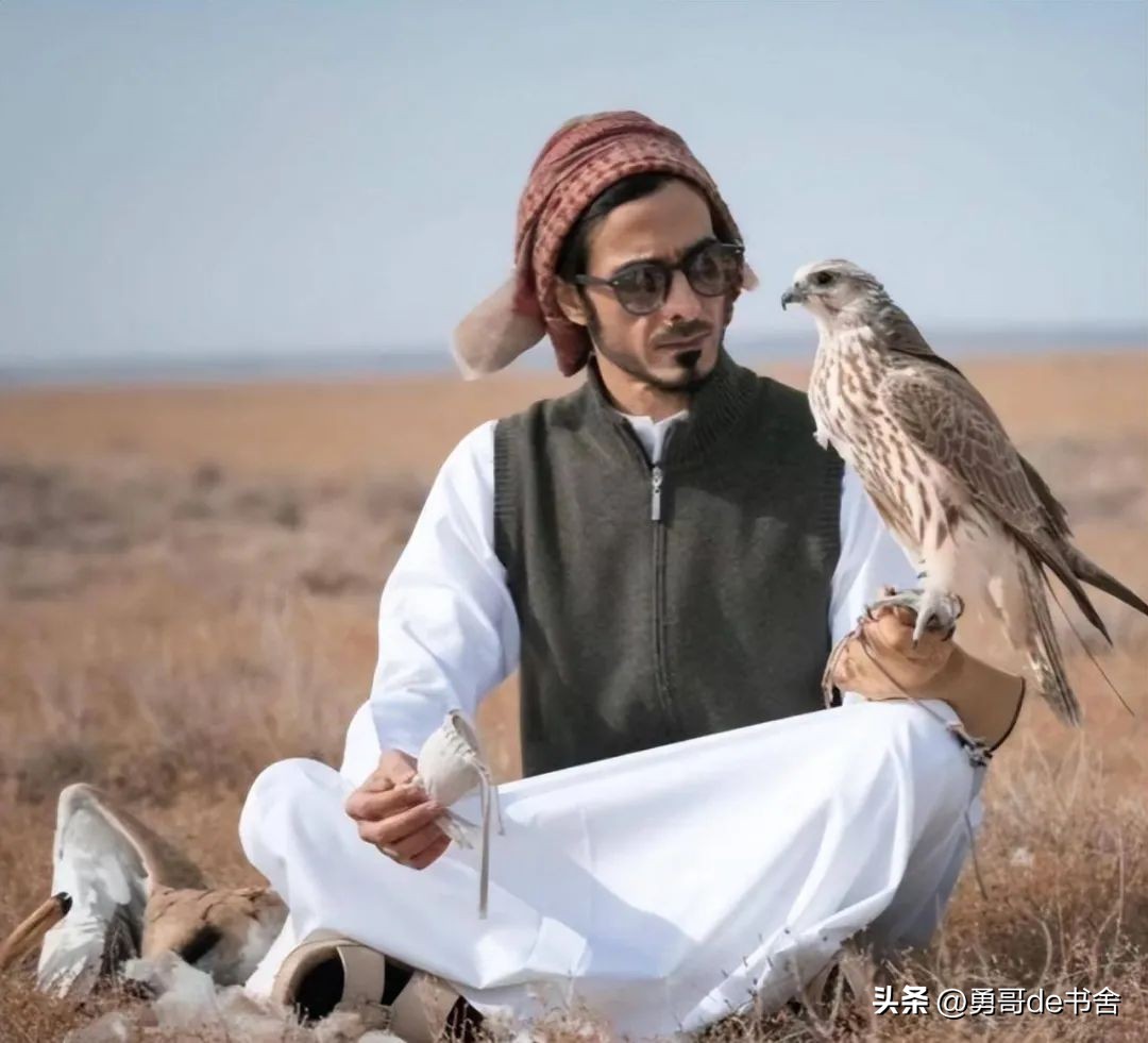 The prince of Qatar's "tall, rich and handsome" is actually a scam ...