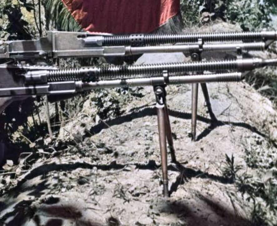 Why does an infantry company equipped with 9 light machine guns only ...