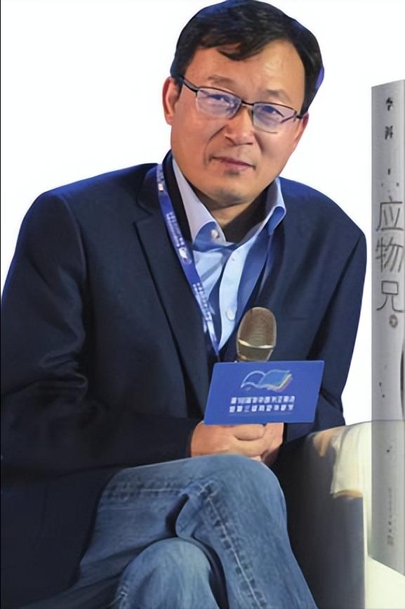 The Realm of a Scholar: Li Er's Characters in "Brother Yingwu" and the ...