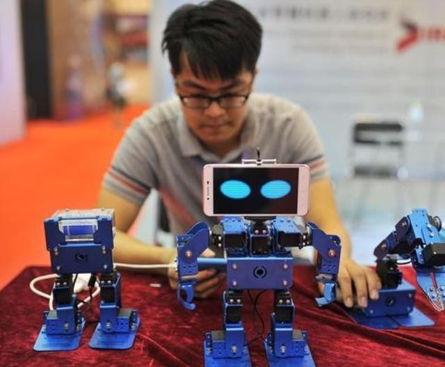 Huawei's talented young man Peng Zhihui: Worth hundreds of millions, he ...