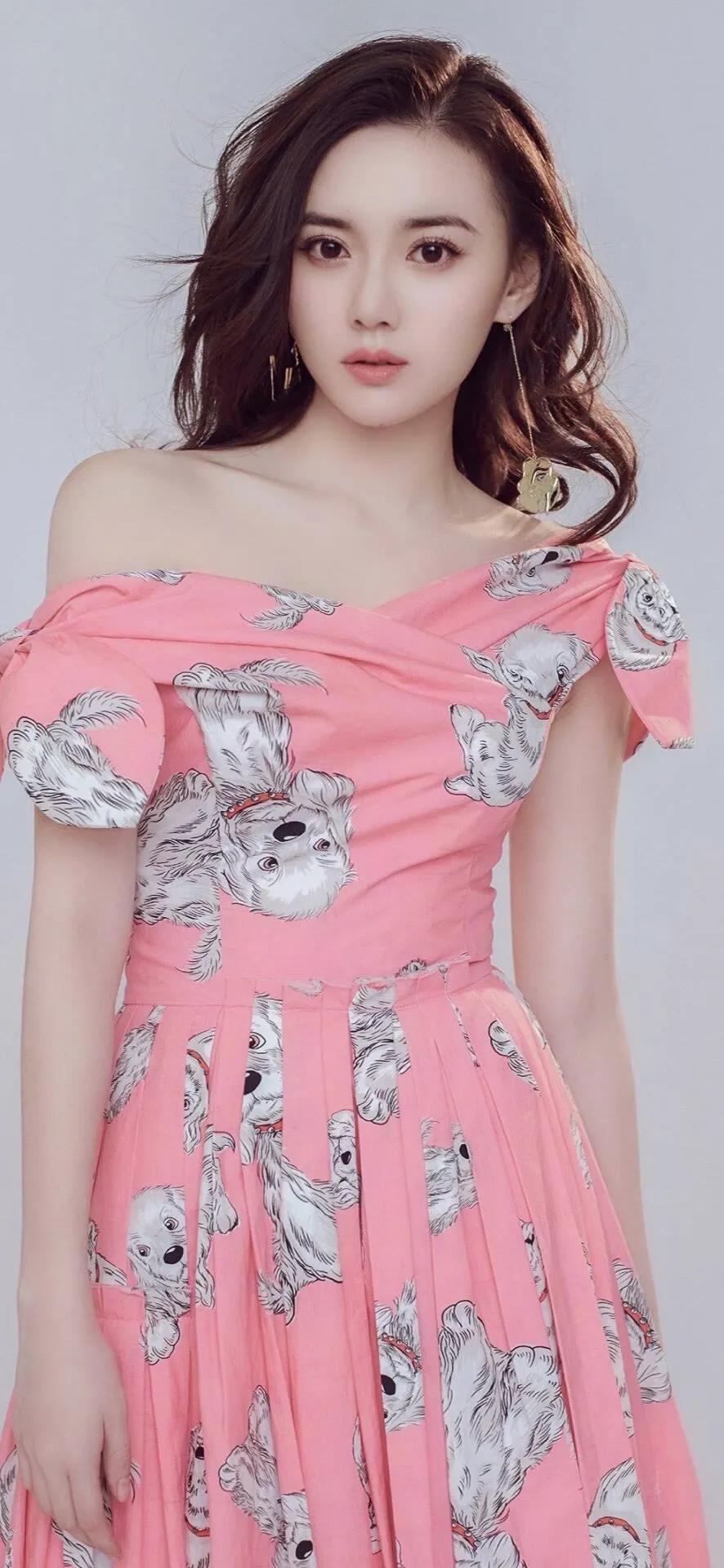 Mainland actress - Jiang Kaitong - iNEWS