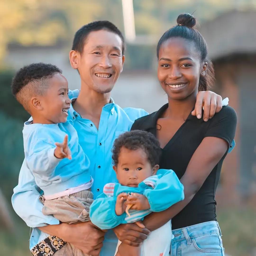 African girl marries far away in China for love, becoming the most ...
