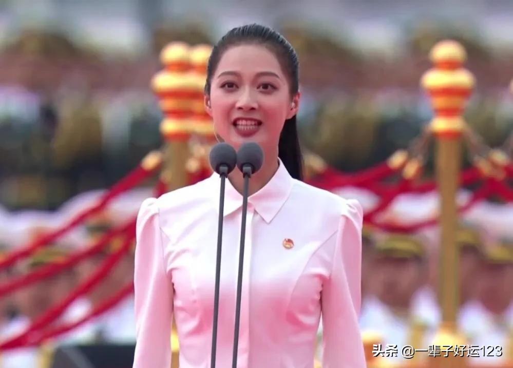 Dragon TV has hired three new hosts since Cheng Lei and Chen Rong left ...