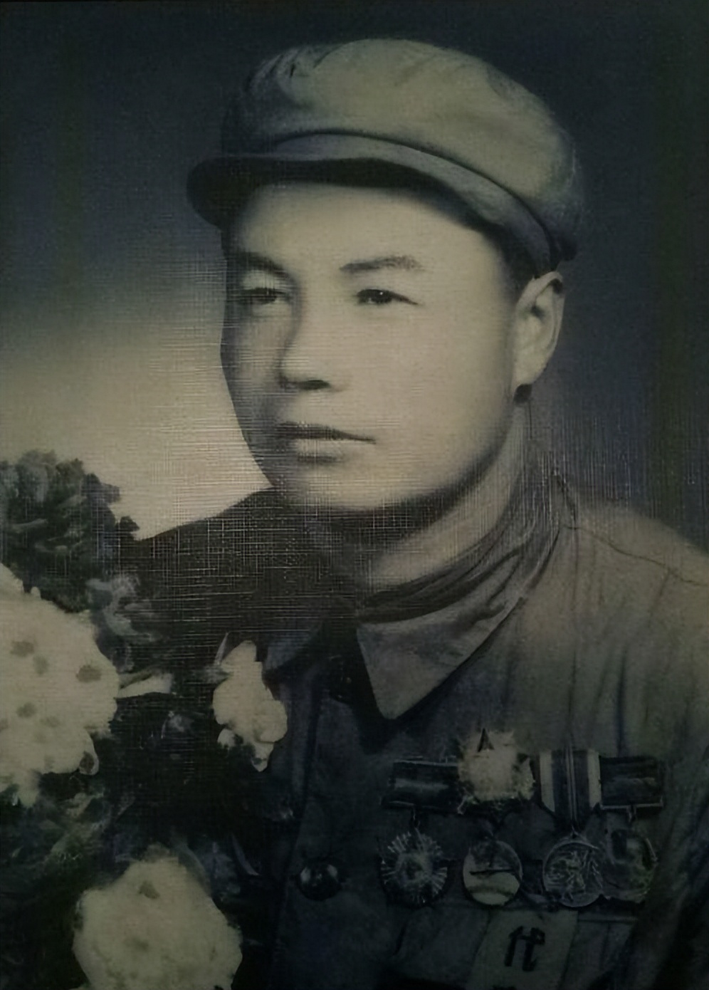 Liu Guangzi captured 63 British elites alone. Stalin: How did you ...
