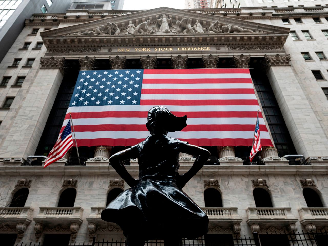 The financial nuclear bomb that detonated the US debt crisis may appear ...
