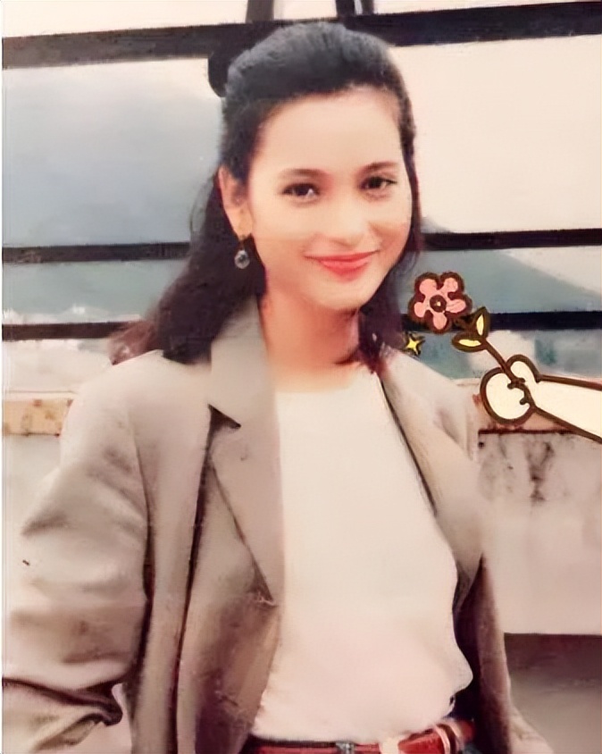 At that time, Fan Yimin, a beauty from Hong Kong, abandoned Wu Jing. Wu ...