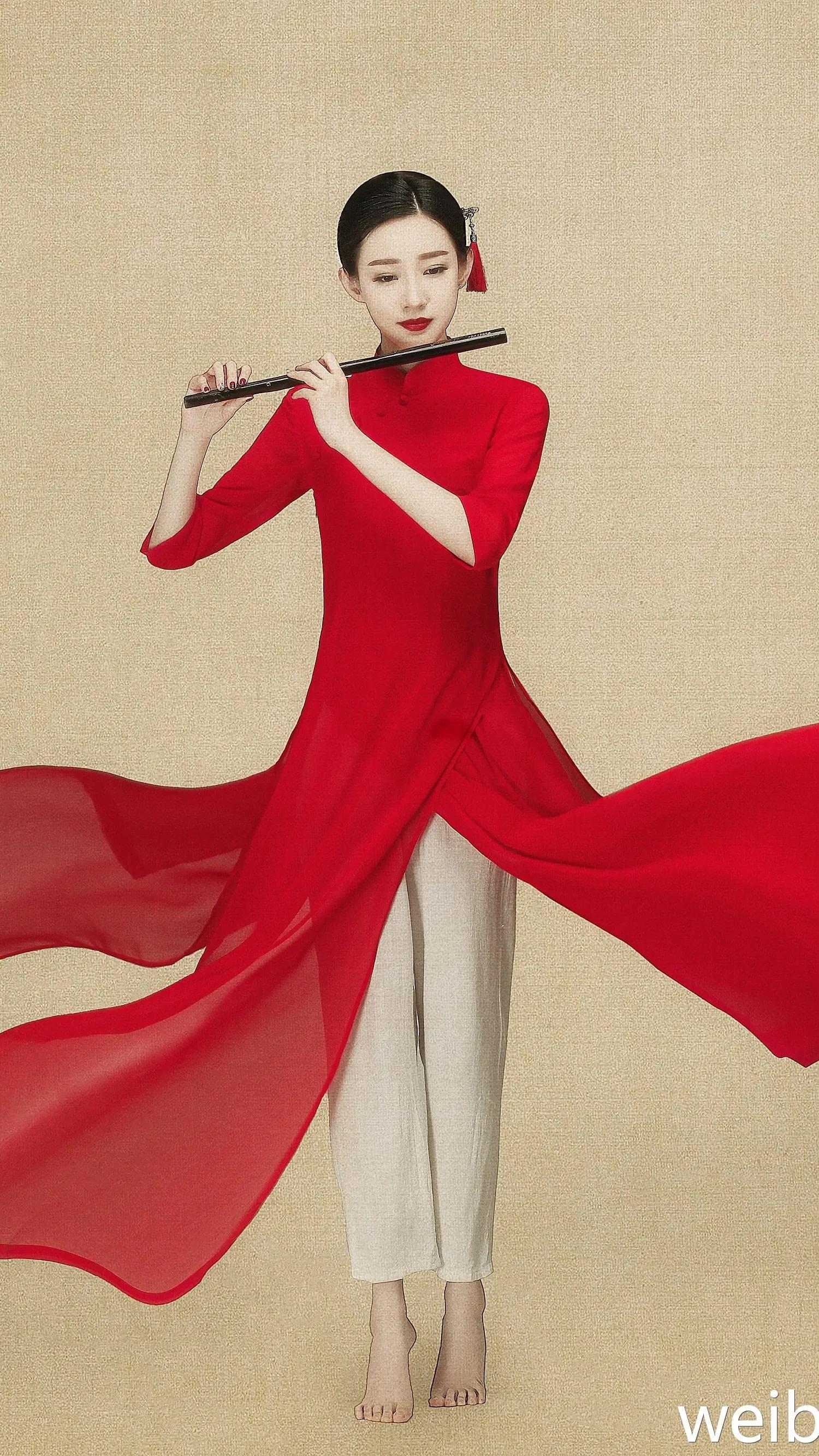 CCTV host Ma Fanshu - iNEWS