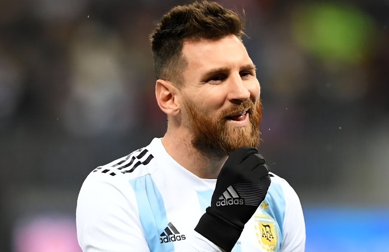 A 1-2 made Messi difficult!Argentina's 29-year-old goalkeeper slides ...