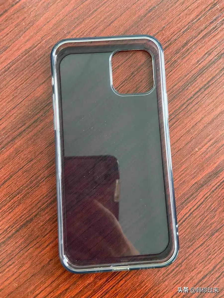 Five iPhone mini mobile phone cases - iNEWS