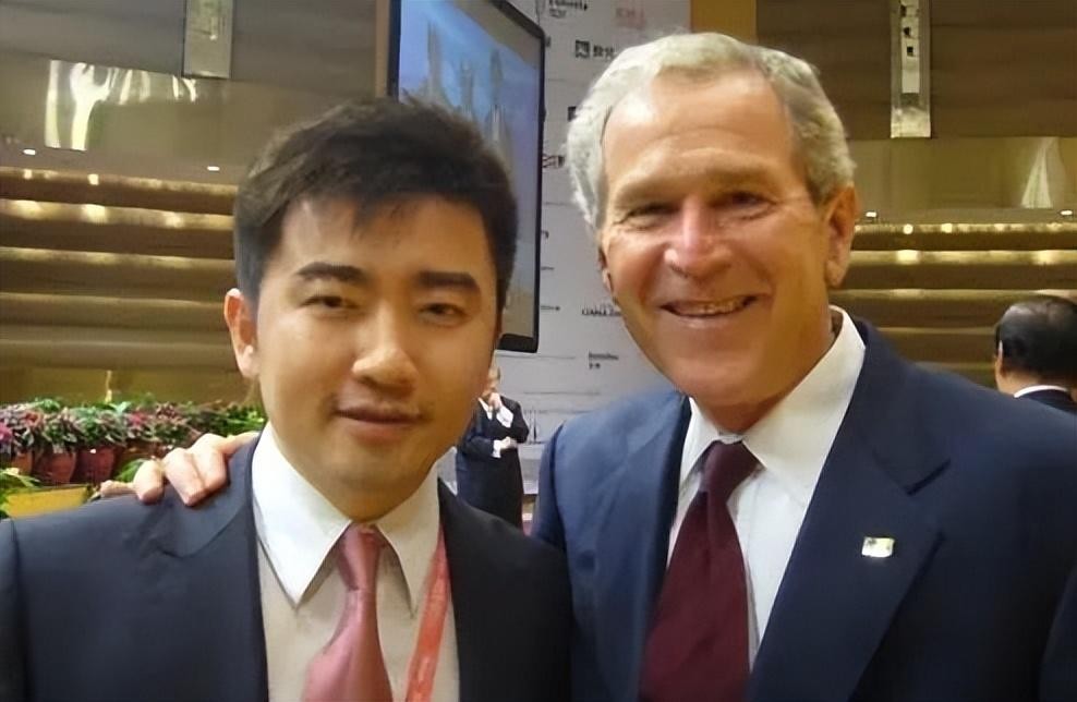 He used to be a famous mouthpiece of CCTV, but he was imprisoned for 6 ...