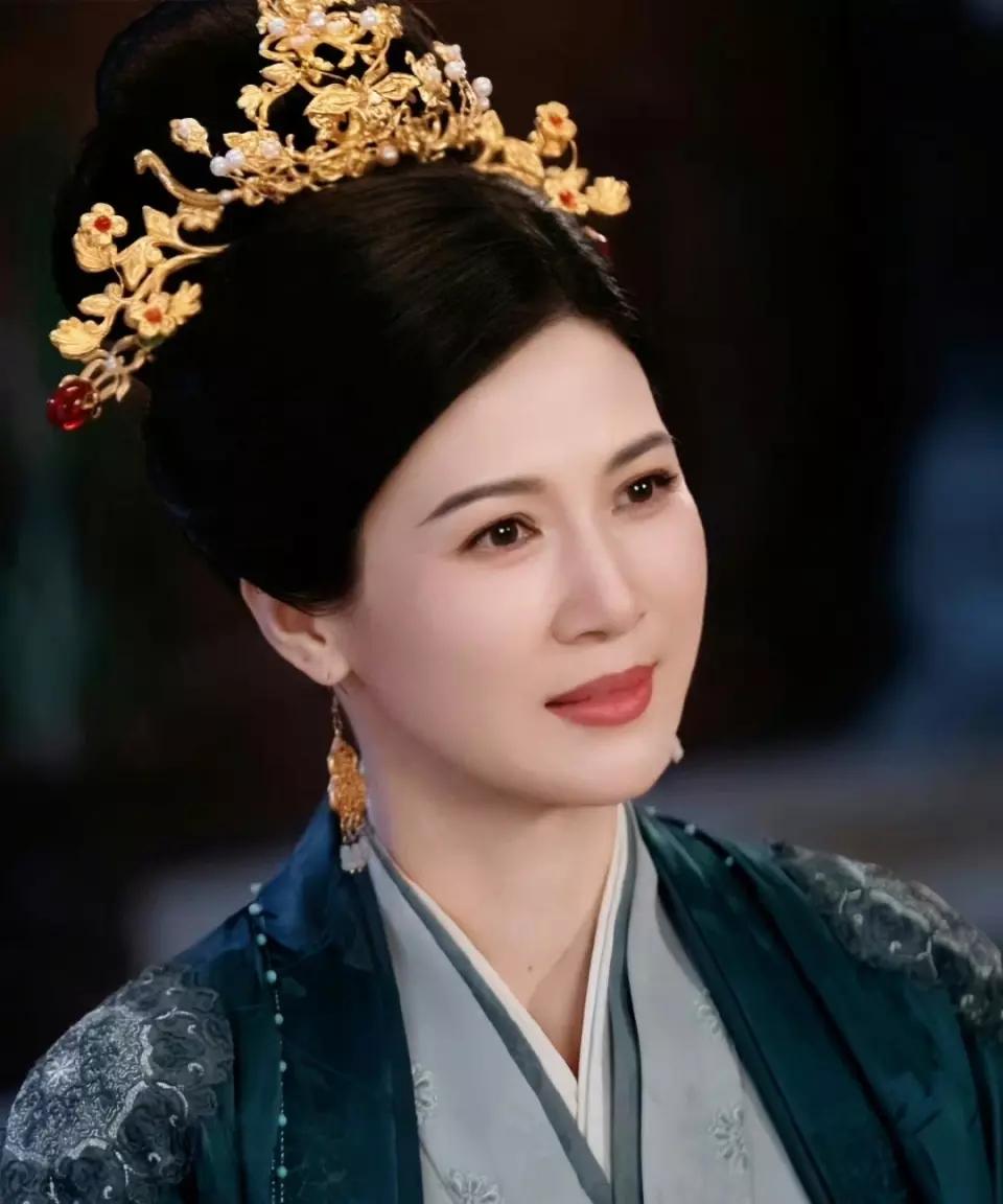 After playing in "Bright Sword" 19 years later, she played in "Liu Zhou ...