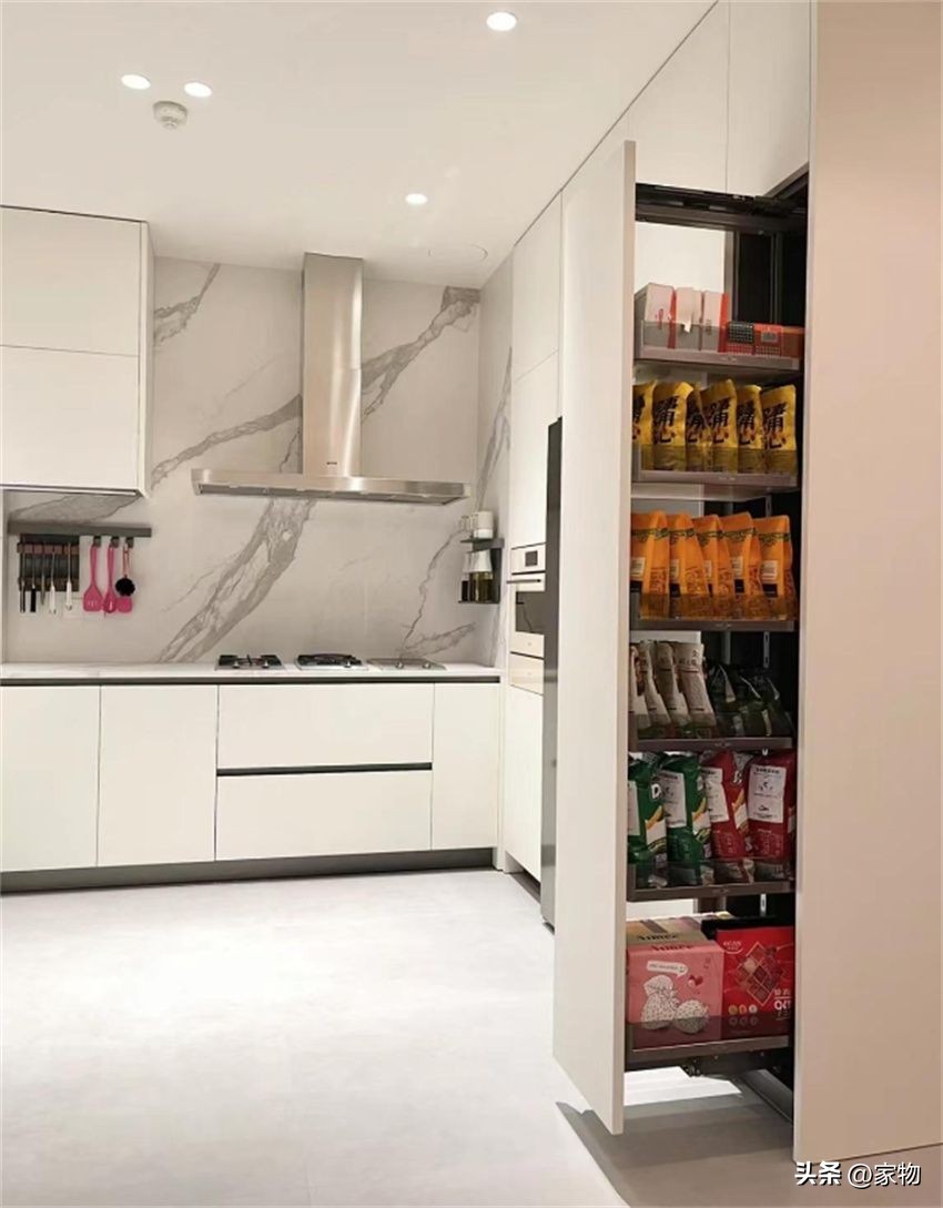 Don't make the cabinets in a normal way!It is now popular to leave a ...