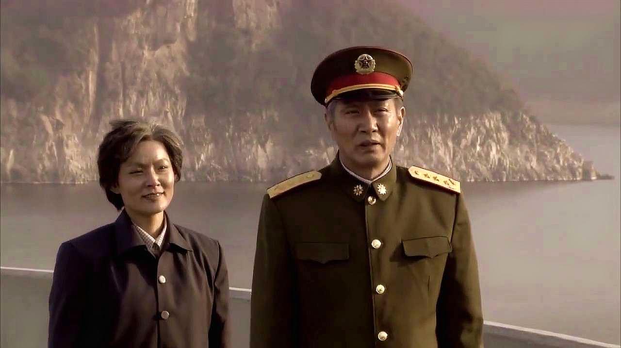The only "six-star general" in New China can be valued by two great men ...