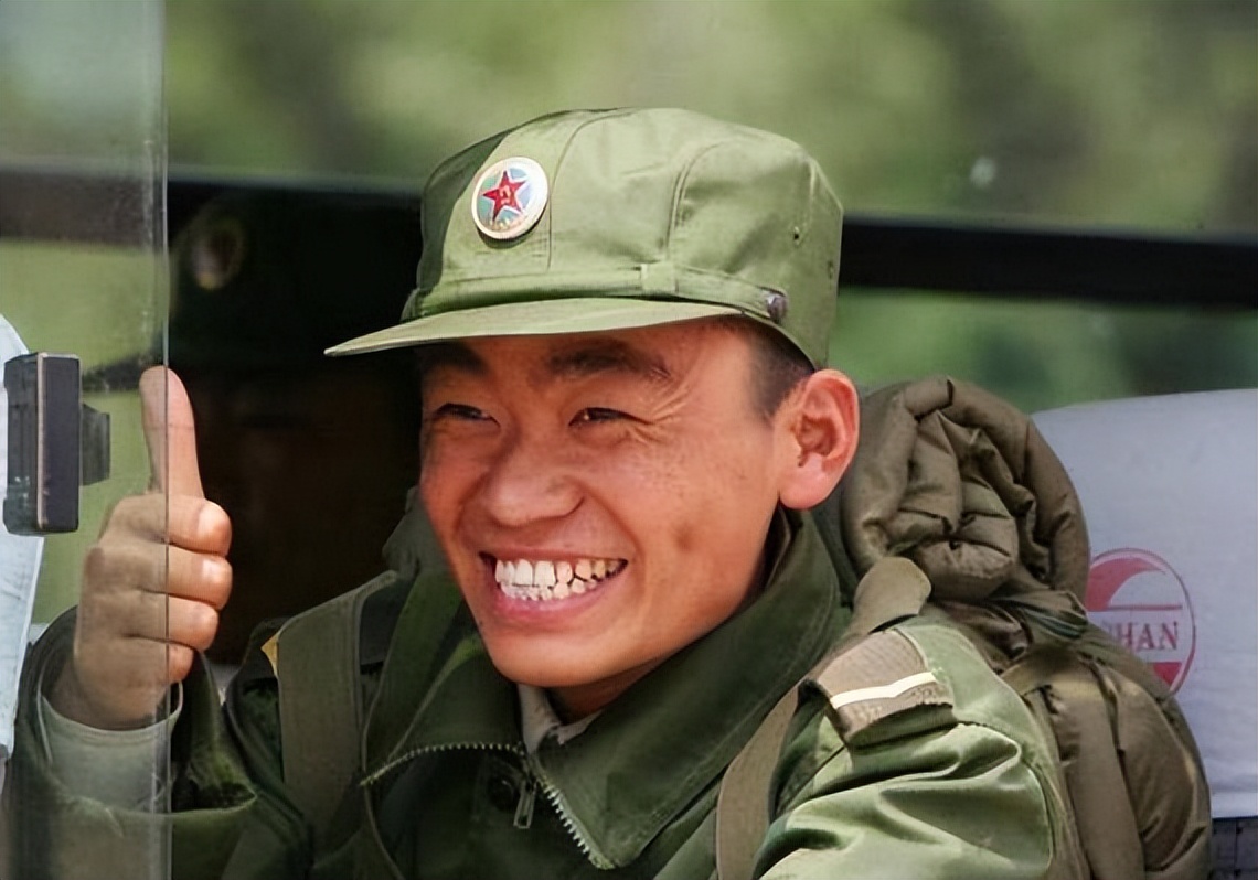 Wang Baoqiang: Continuously perform roles and achieve a lifetime of glory - iNEWS