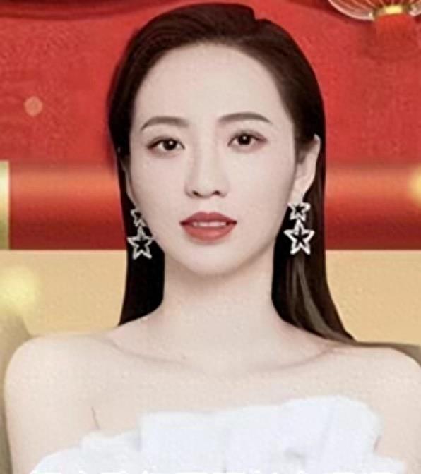 Xu Jiayin's song and dance troupe: They all have high hips and thin ...