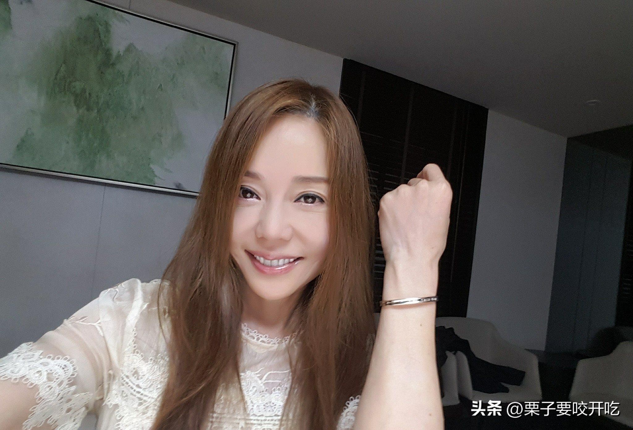 Looking back at how much actress Di Ying doted on her son before ...