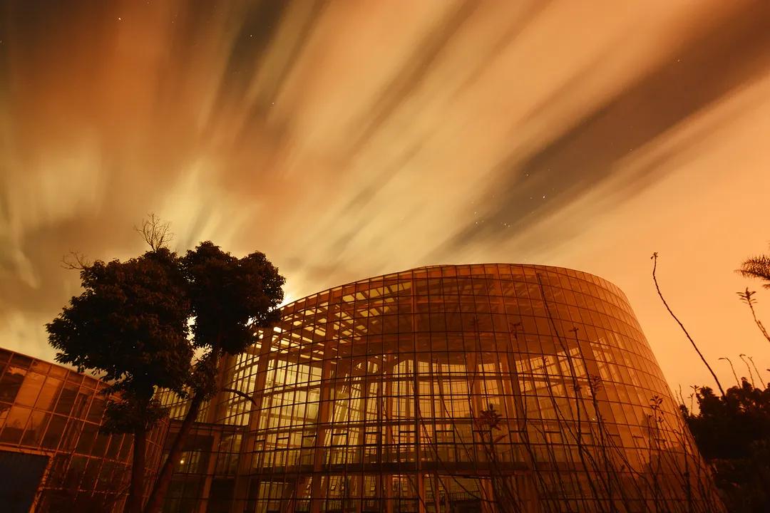 Let's go to the "Fuli Palace" in the Kunming Botanical Garden to ...